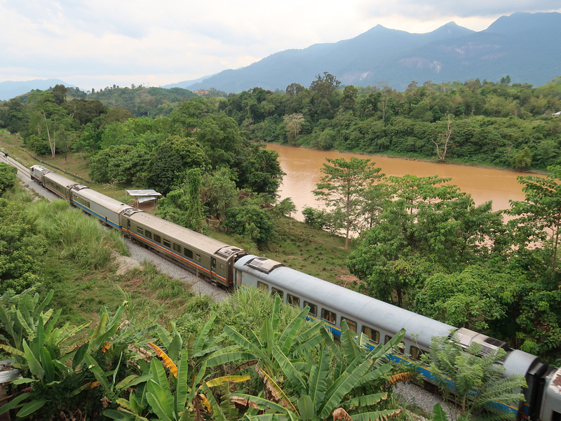 How to travel by train Malaysia : how much, where, how to book