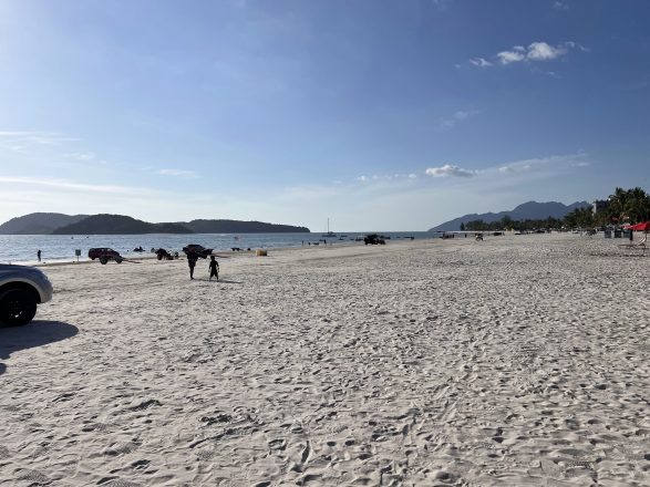 TOP 6 best beaches in Langkawi, Malaysia